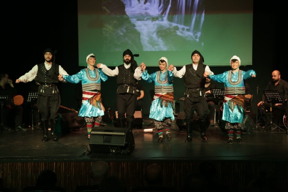 YKSM'de Karadeniz rüzgârı esti - Manşet Türkiye